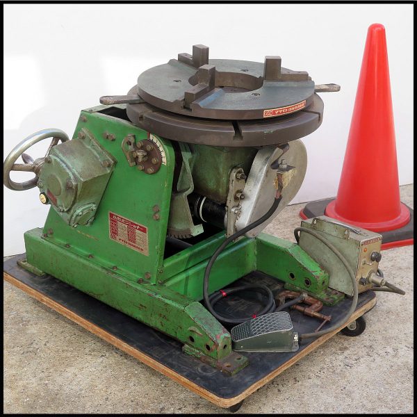 マツモト機械 小型ポジショナー PS-3A-5 テーブル Φ450 水平時耐荷重 400Kg 溶接チャック付/溶接ポジショナー | 中古品 ...